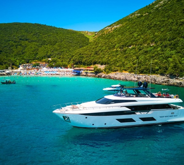 MADRA II Yacht Charter Details, Ferretti | CHARTERWORLD Luxury Superyachts